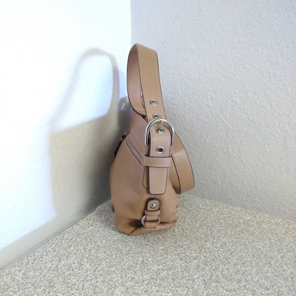 Coach | Bags | Coach Tan Leather Shoulder Bag | Poshmark